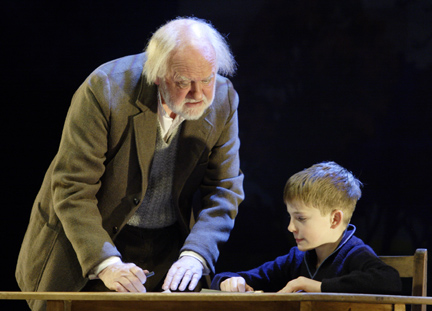 Extra!_Extra!_P_Flannery_Theatre_Review_Goodnight_Mister_Tom_Phoenix ...