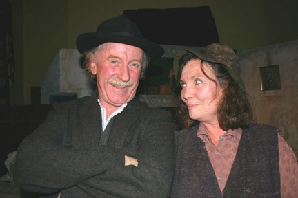 Extra!_Extra!_Theatre_Review_A_Taylor_The_Taylor_&_Ansty_Old_Red_Lion ...